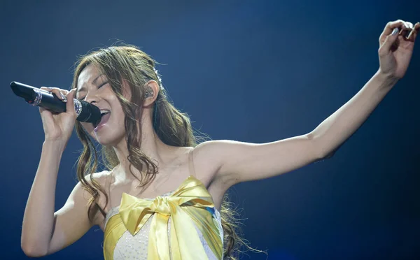 Chanteur japonais Stock Photos, Royalty Free Chanteur japonais Images ...