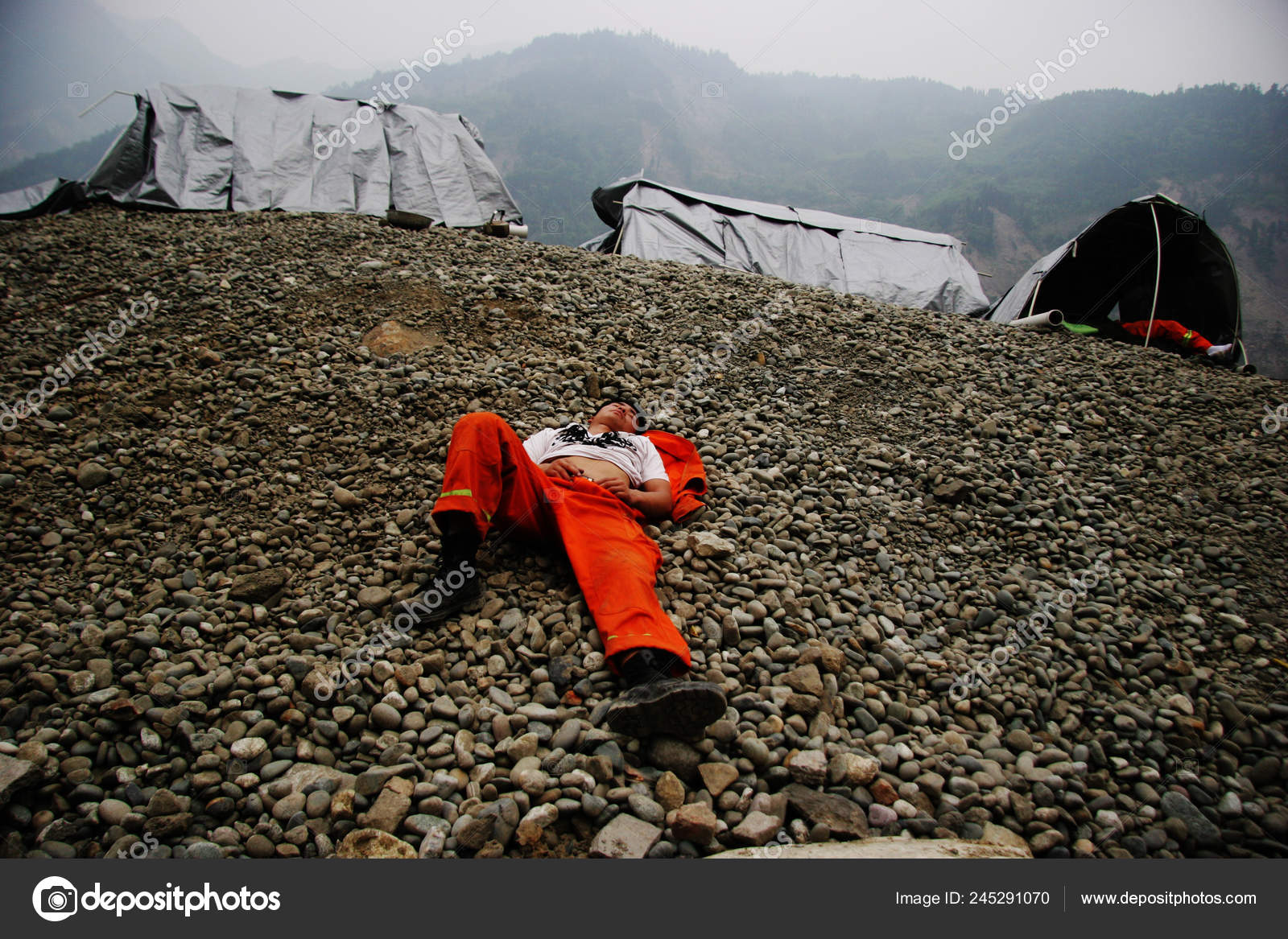 Chinese Rescue Worker Lies Exhausted Tents Yingxiu Town Wenchuan City ...