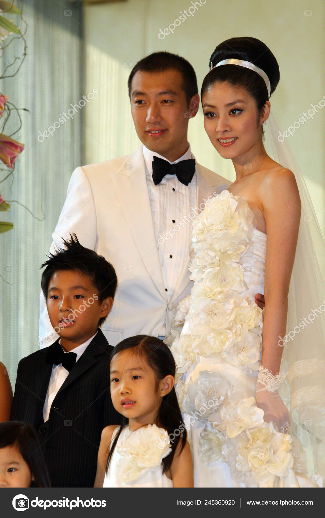 Kelly Chen Wedding Hong Kong Cantopop Star Kelly Chen Opens Her