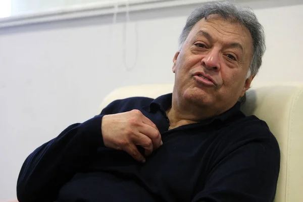 Indian Conductor Zubin Mehta Smiles Rehearsal His New Year Concert ...