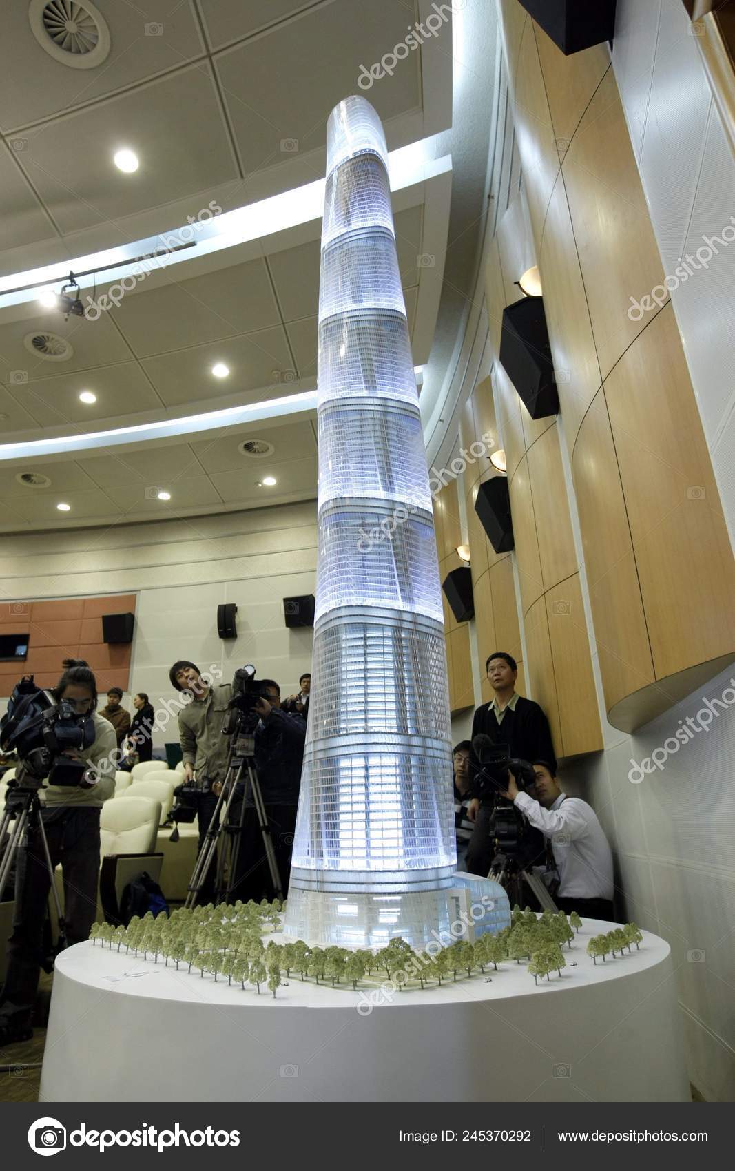 View Scale Model Shanghai Center Shown Press Conference Shanghai China ...