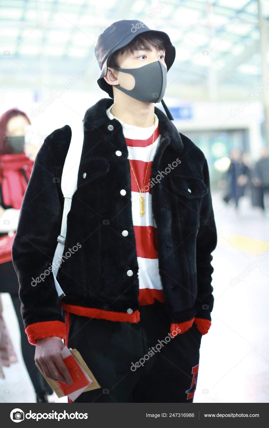 Chinese Actor Leo Lei Known Nation's Little Brother China Arrives ...