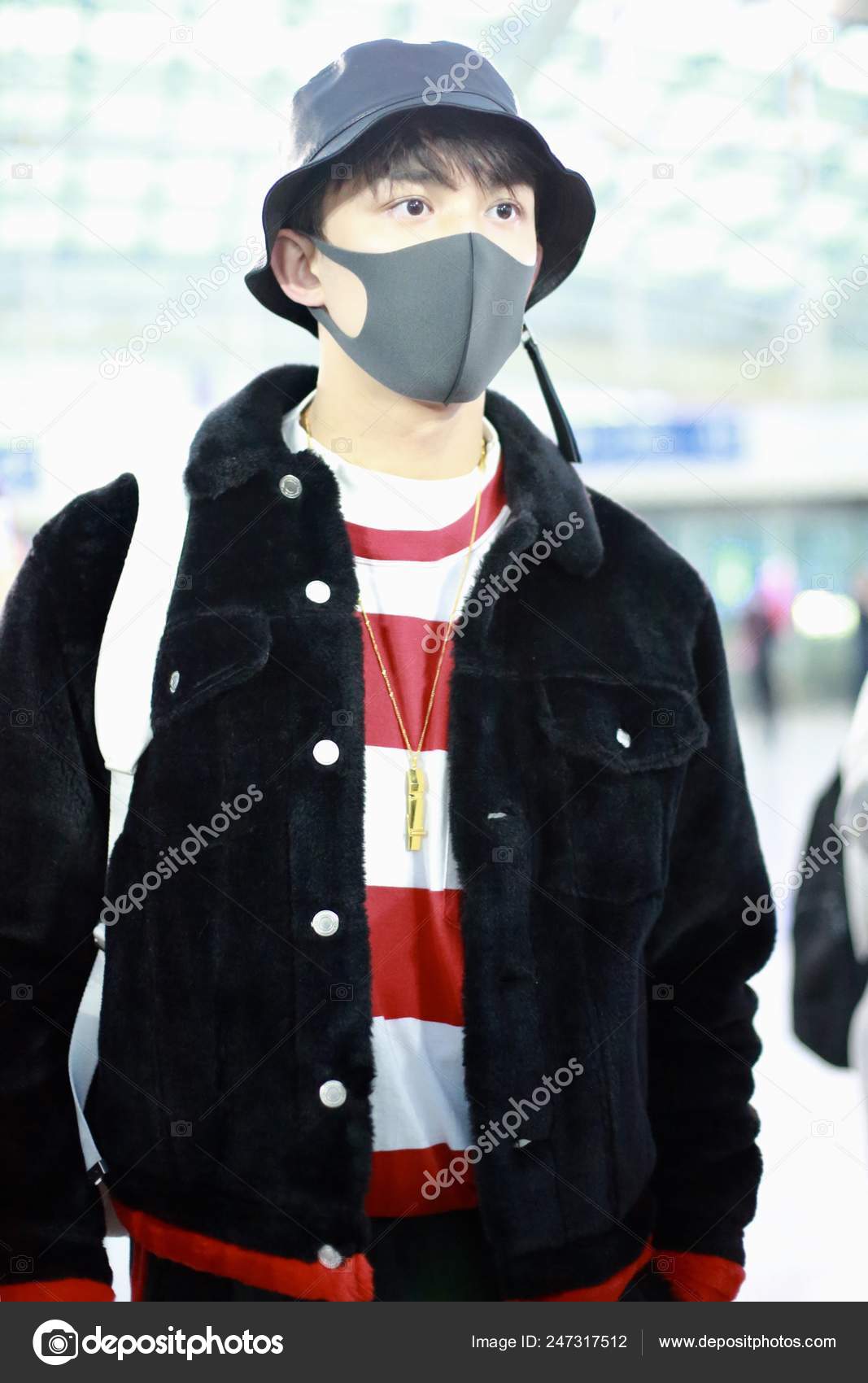 Chinese Actor Leo Lei Known Nation's Little Brother China Arrives ...