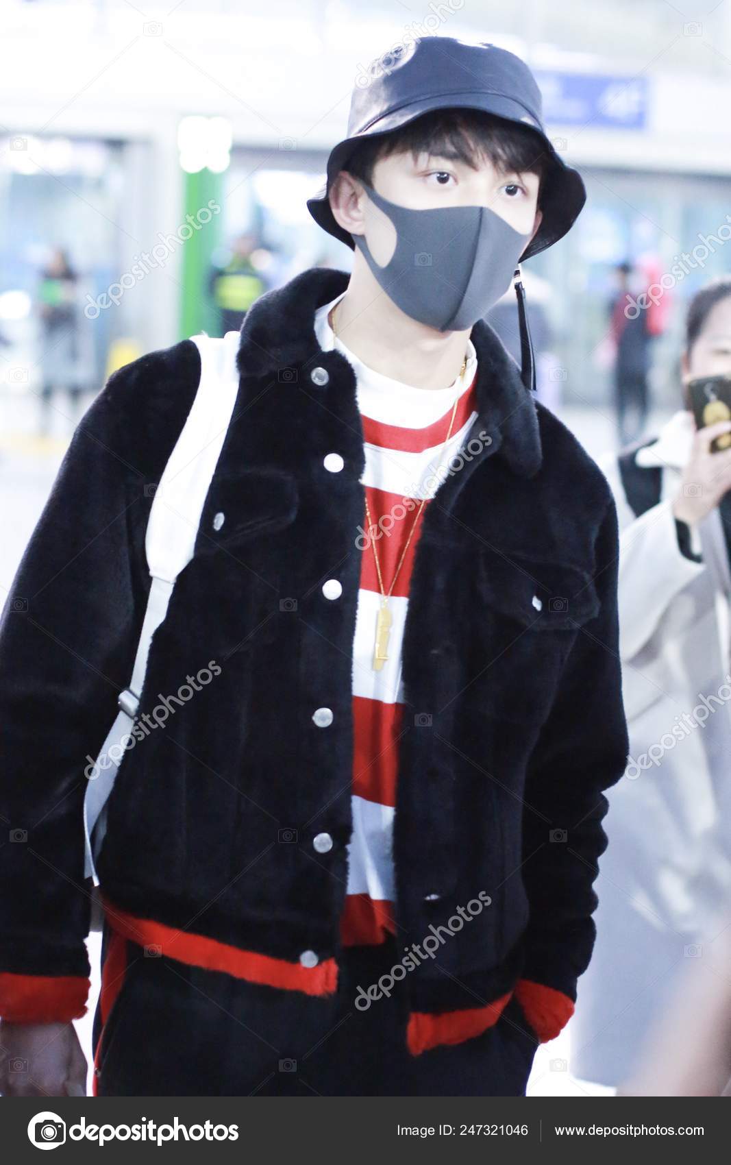 Chinese Actor Leo Lei Known Nation's Little Brother China Arrives ...