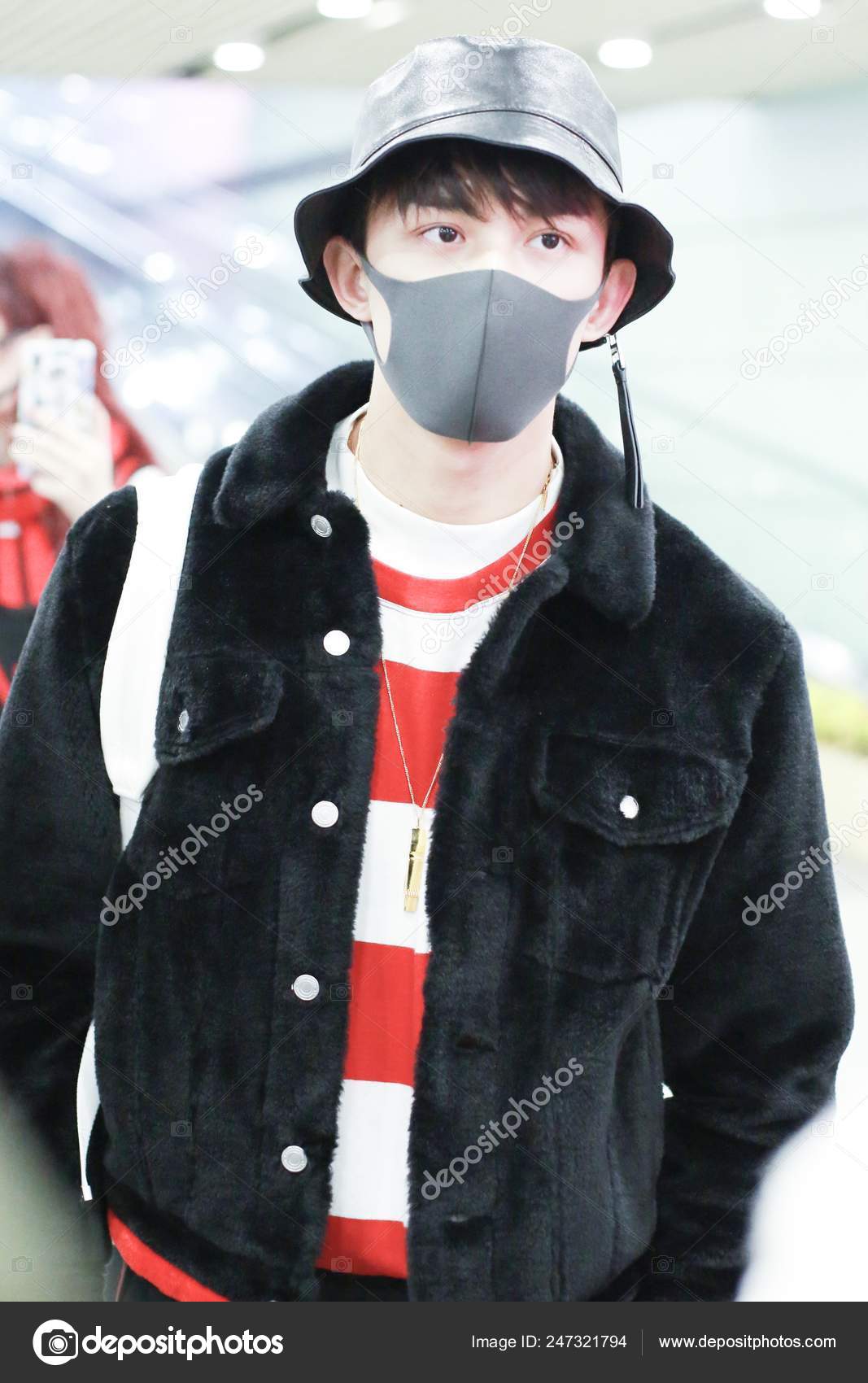 Chinese Actor Leo Lei Known Nation's Little Brother China Arrives ...