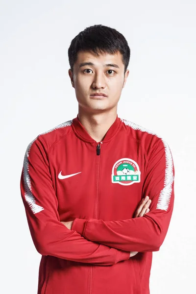 Exclusive Zhao Henan Jianye Poses Filming Session Official Portraits ...