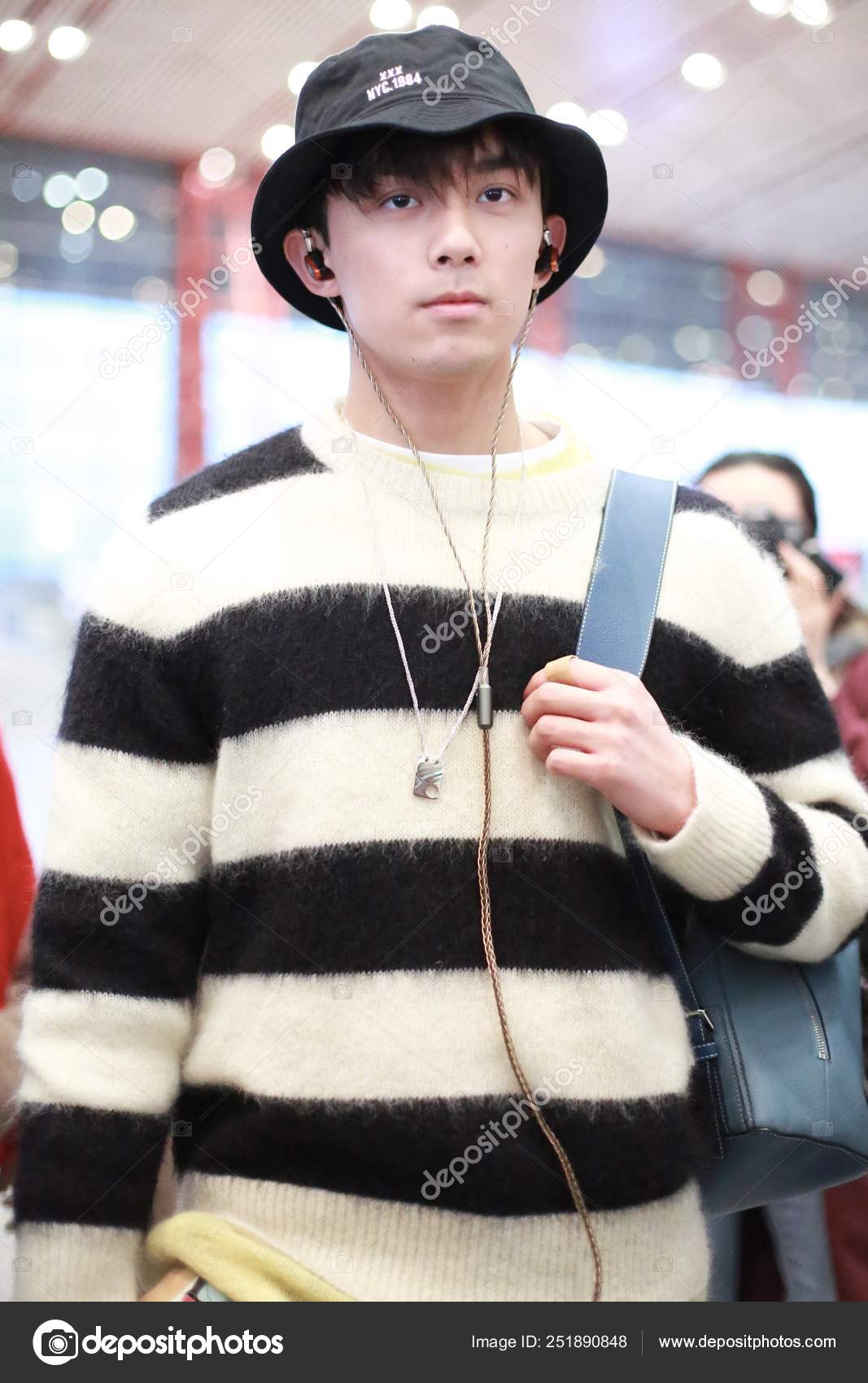 Chinese Actor Leo Lei Known Nation Little Brother China Arrives – Stock ...