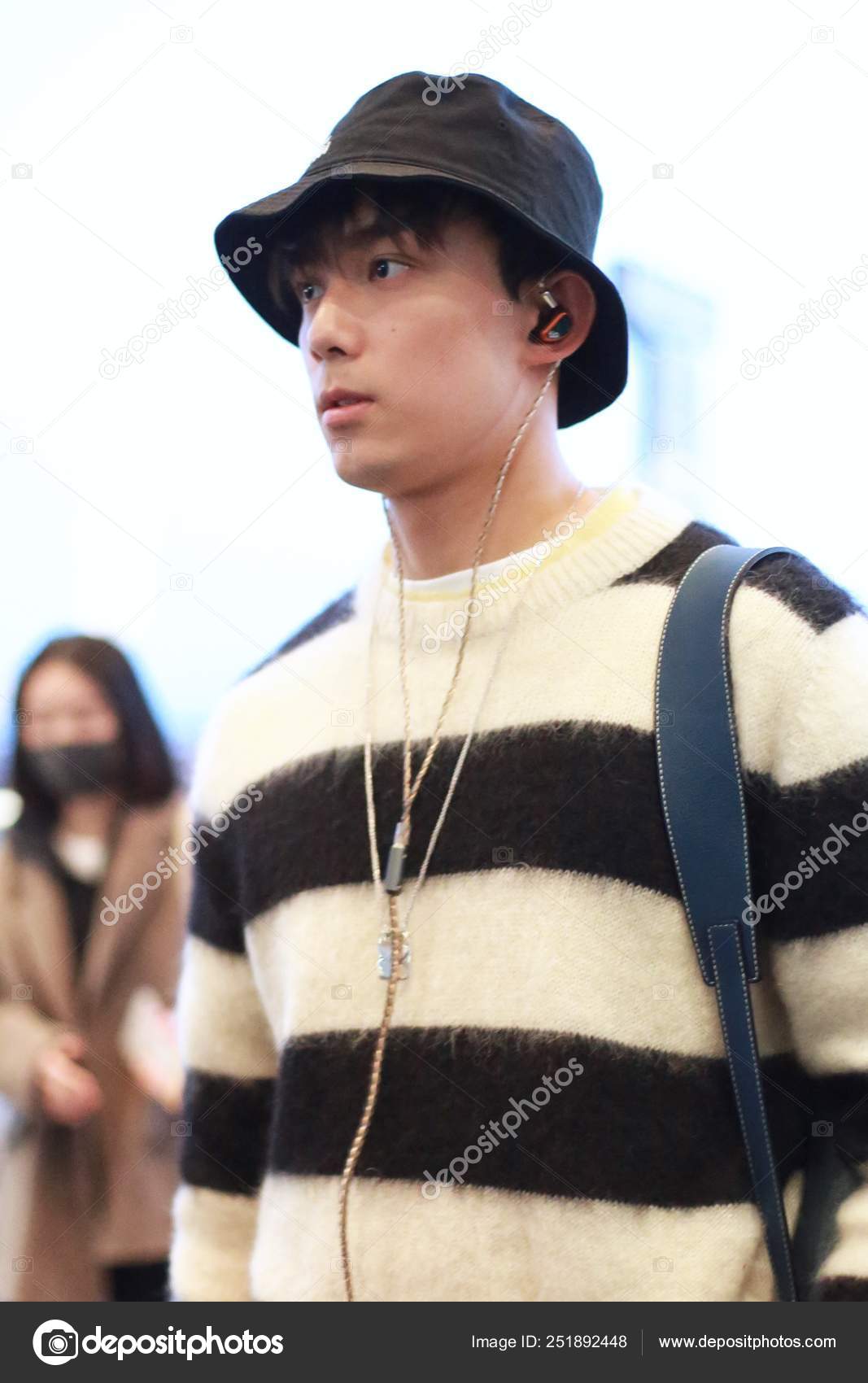 Chinese Actor Leo Lei Known Nation's Little Brother China Arrives ...