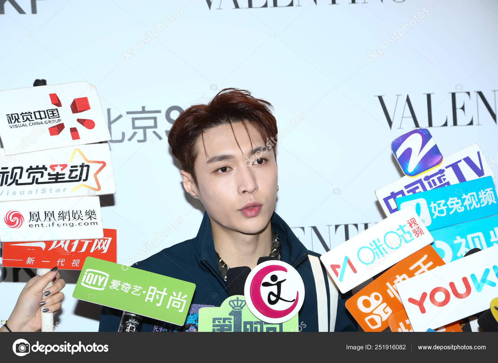 Chinese Singer Actor Zhang Yixing Better Known Lay South Korean — Stock ...