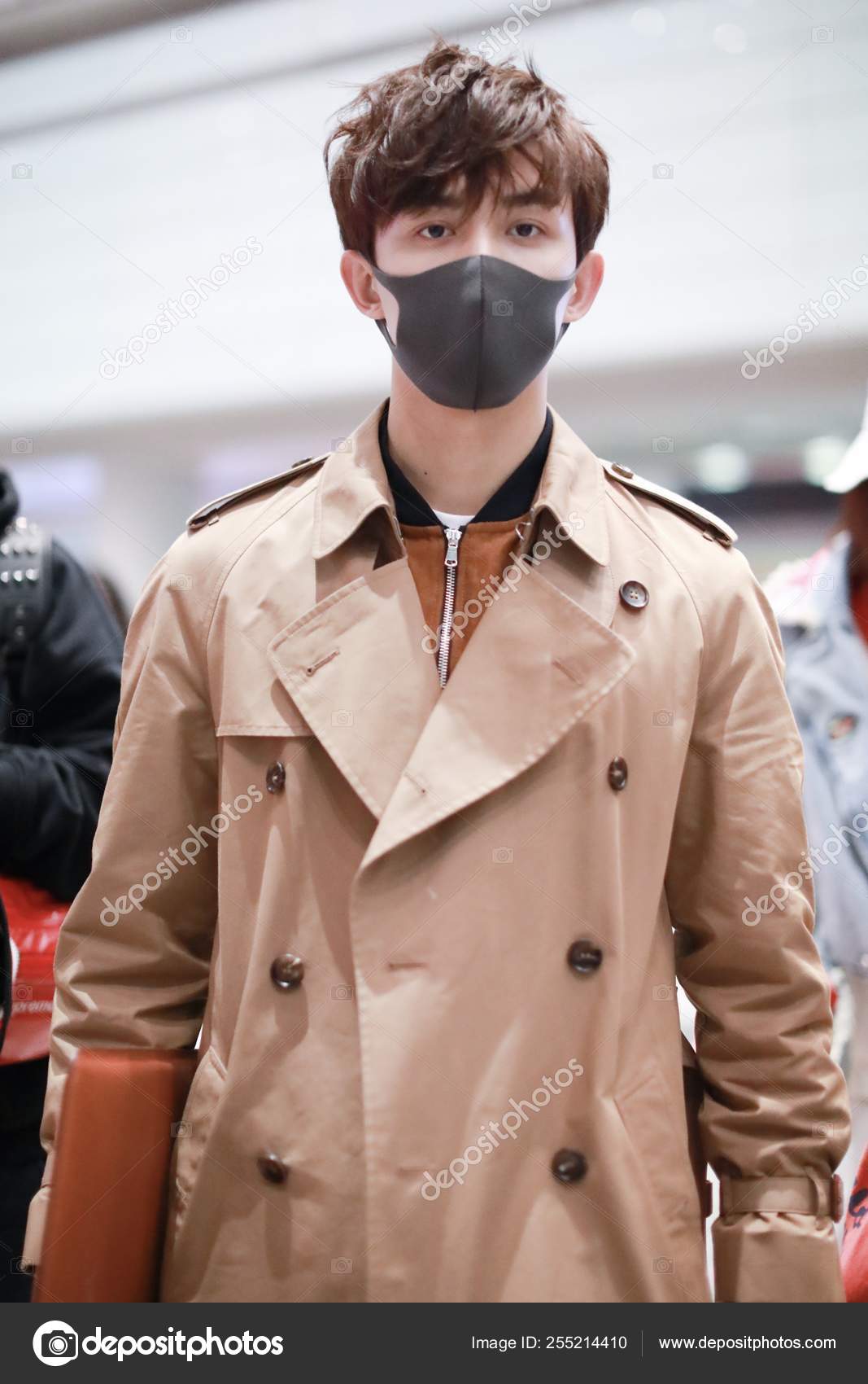 Chinese Actor Leo Lei Known Nation's Little Brother China Arrives ...