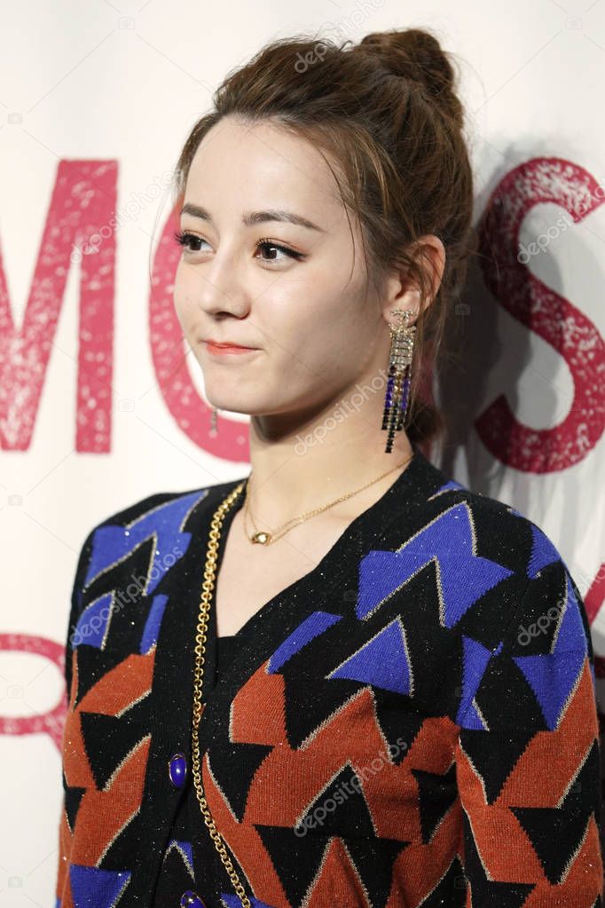 La actriz china Dilraba Dilmurat, también conocida como Dilireba, llega ...