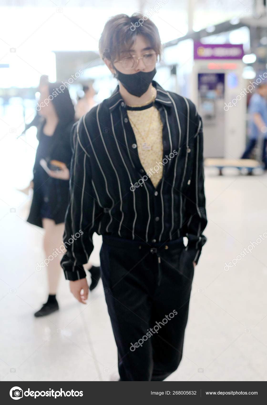 Singer Rapper Cai Xukun Chinese Boy Group Nine Percent Arrives — Stock ...