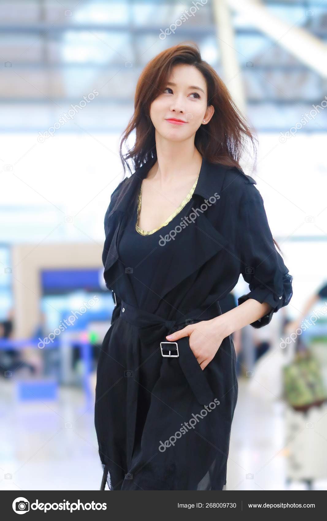 Taiwanese Actress Lin Chi Ling Arrives Beijing Capital International ...
