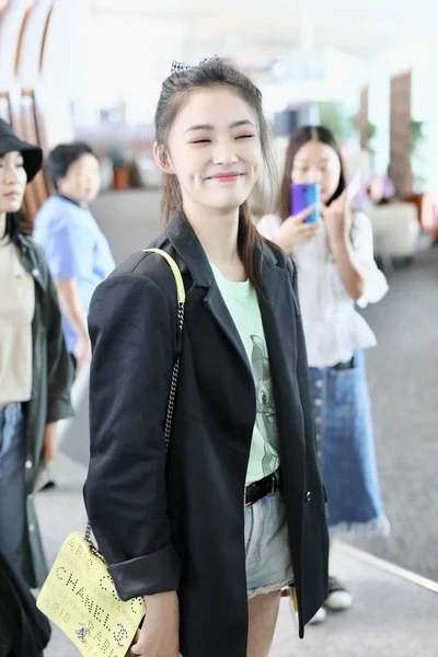 Chinese Actress Jelly Lin Lin Yun Arrives Beijing Capital International ...