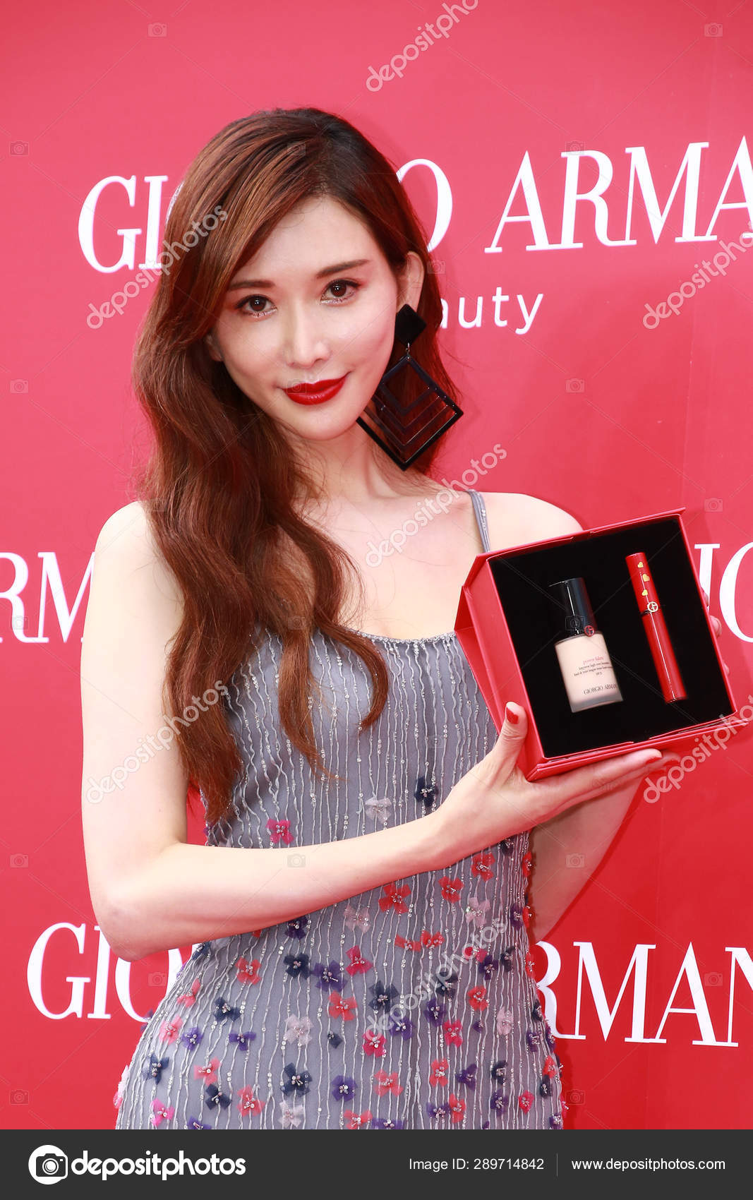 TAIWAN TAIPEI LIN CHI-LING GIORGIO AMARNI – Stock Editorial Photo ...