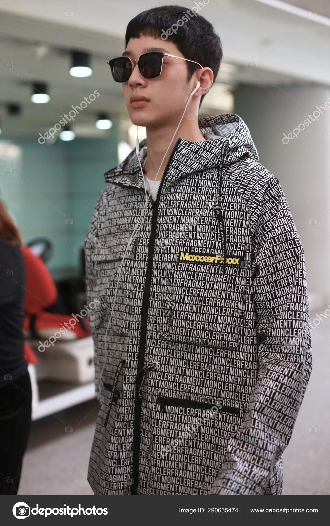 Taiwanese Singer Lai Kuan Lin Also Romanized Lai Guan Lin – Stock ...