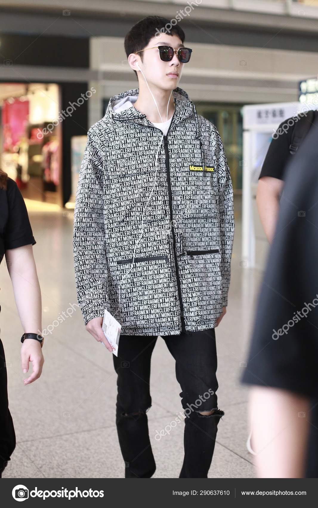 Taiwanese Singer Lai Kuan Lin Also Romanized Lai Guan Lin – Stock Editorial Photo © ChinaImages ...