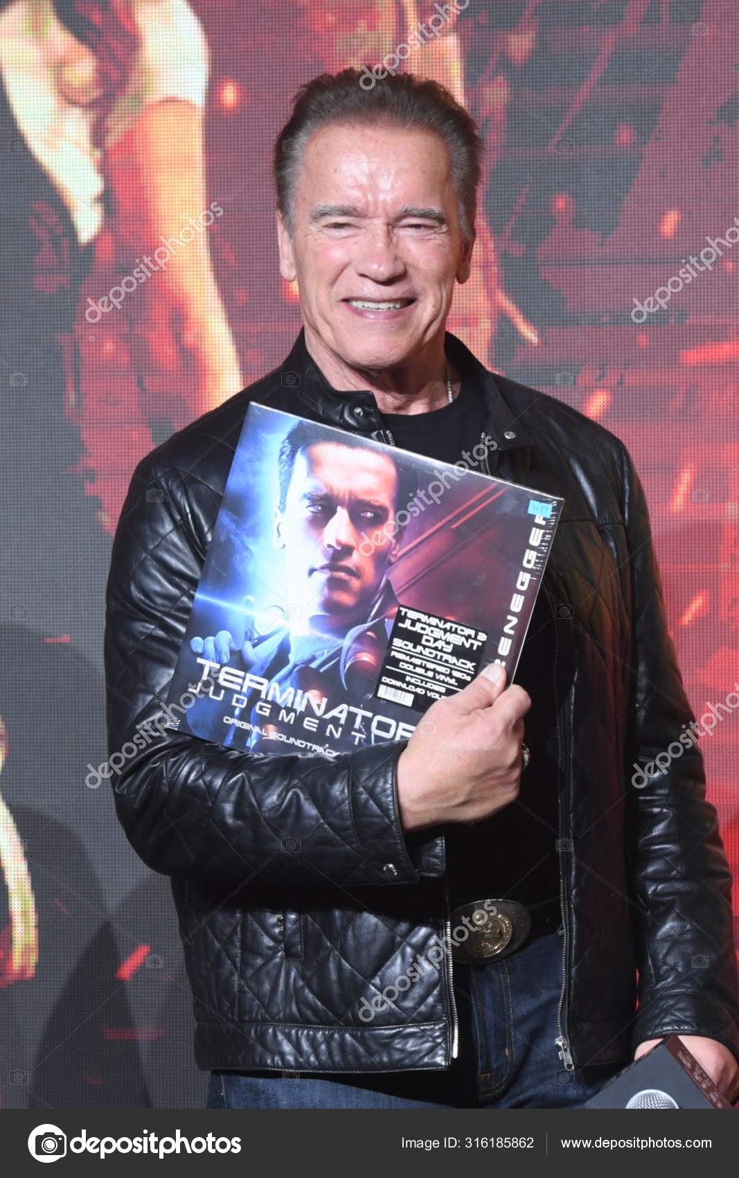Arnold Schwarzenegger Terminator 2 Smile
