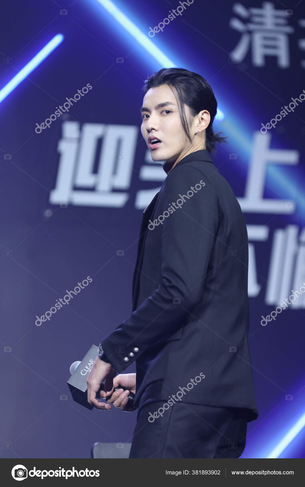 Chinese Canadian Actor Rapper Singer Record Producer Model Kris Attends ...