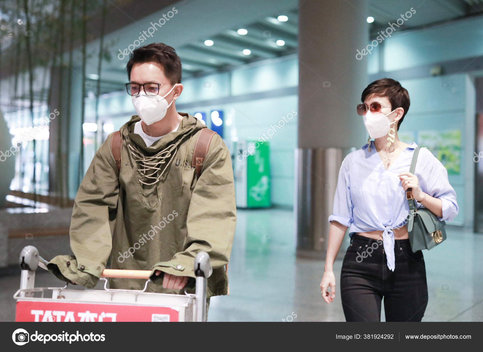 Chinese Mandopop Singer Actor Han Geng His Wife Celina Horan — Stock ...