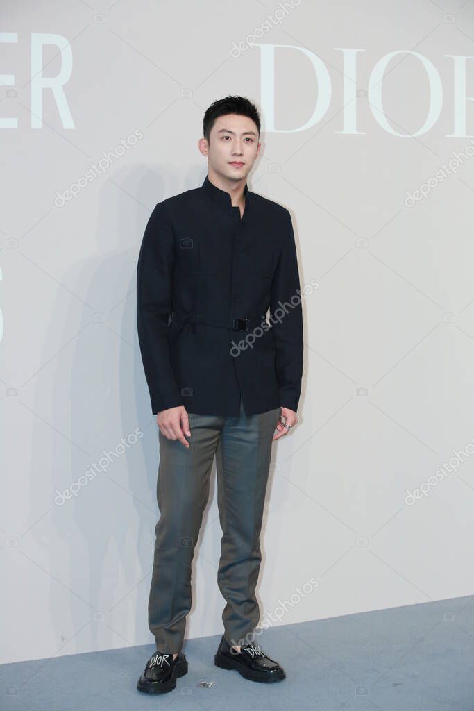 El actor y modelo chino Huang Jingyu también conocido como Johnny Huang ...