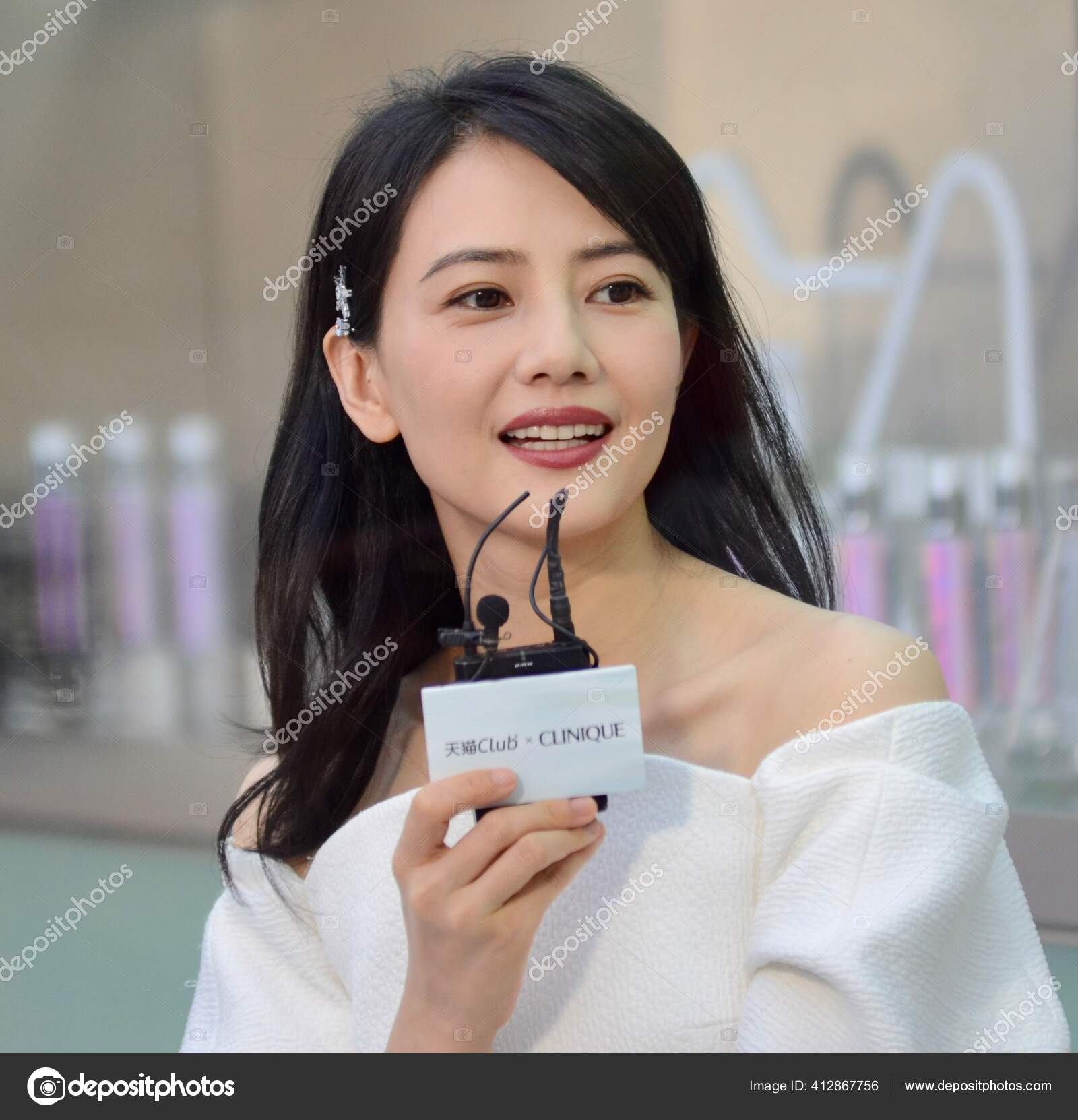 Chinese Actress Model Gao Yuanyuan Attends Brand Promotional Event ...