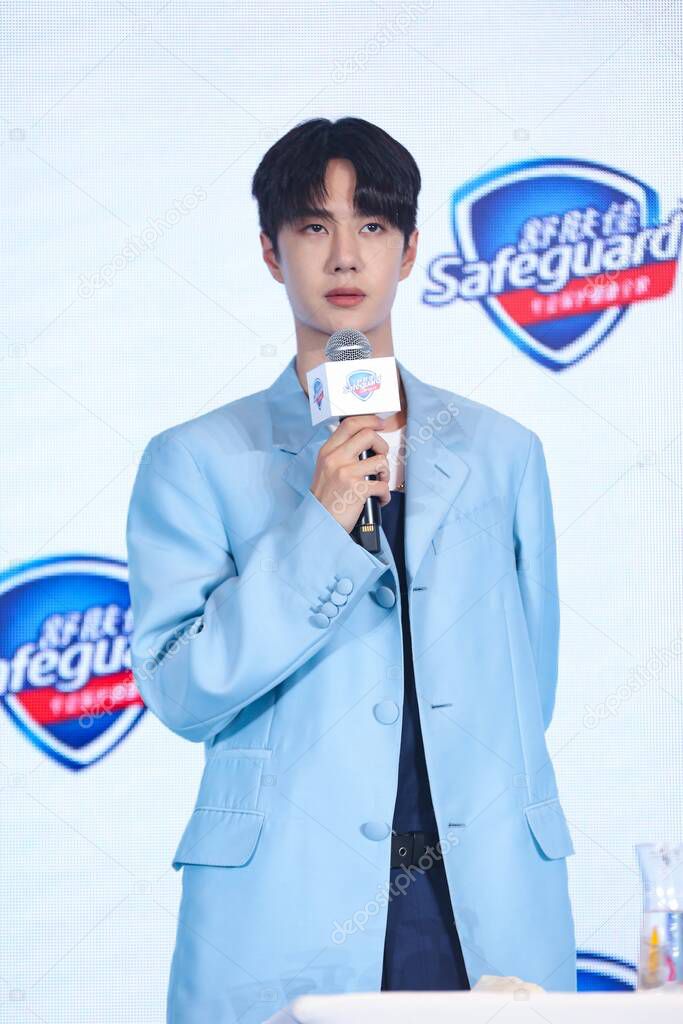 El actor, bailarín, cantante, rapero, anfitrión y corredor de motos ...