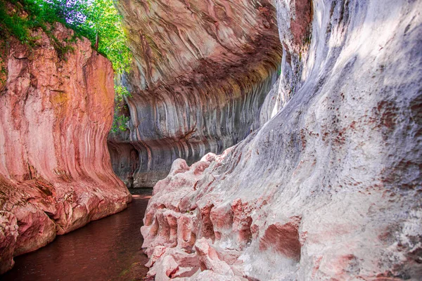 Red cliffs australia Stock Photos, Royalty Free Red cliffs australia ...