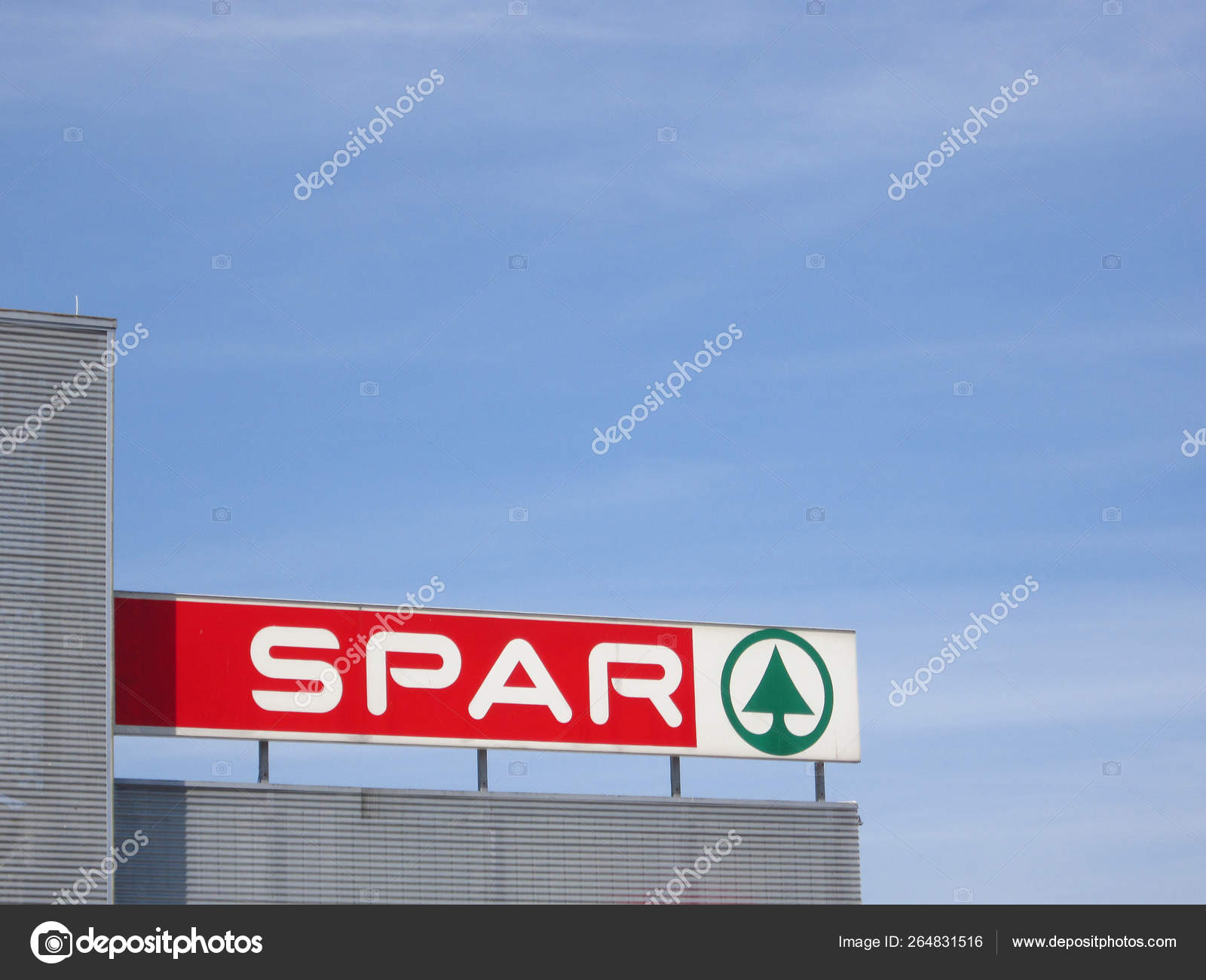 Spar logo brand on a building – Stock Editorial Photo © 24K-Production ...