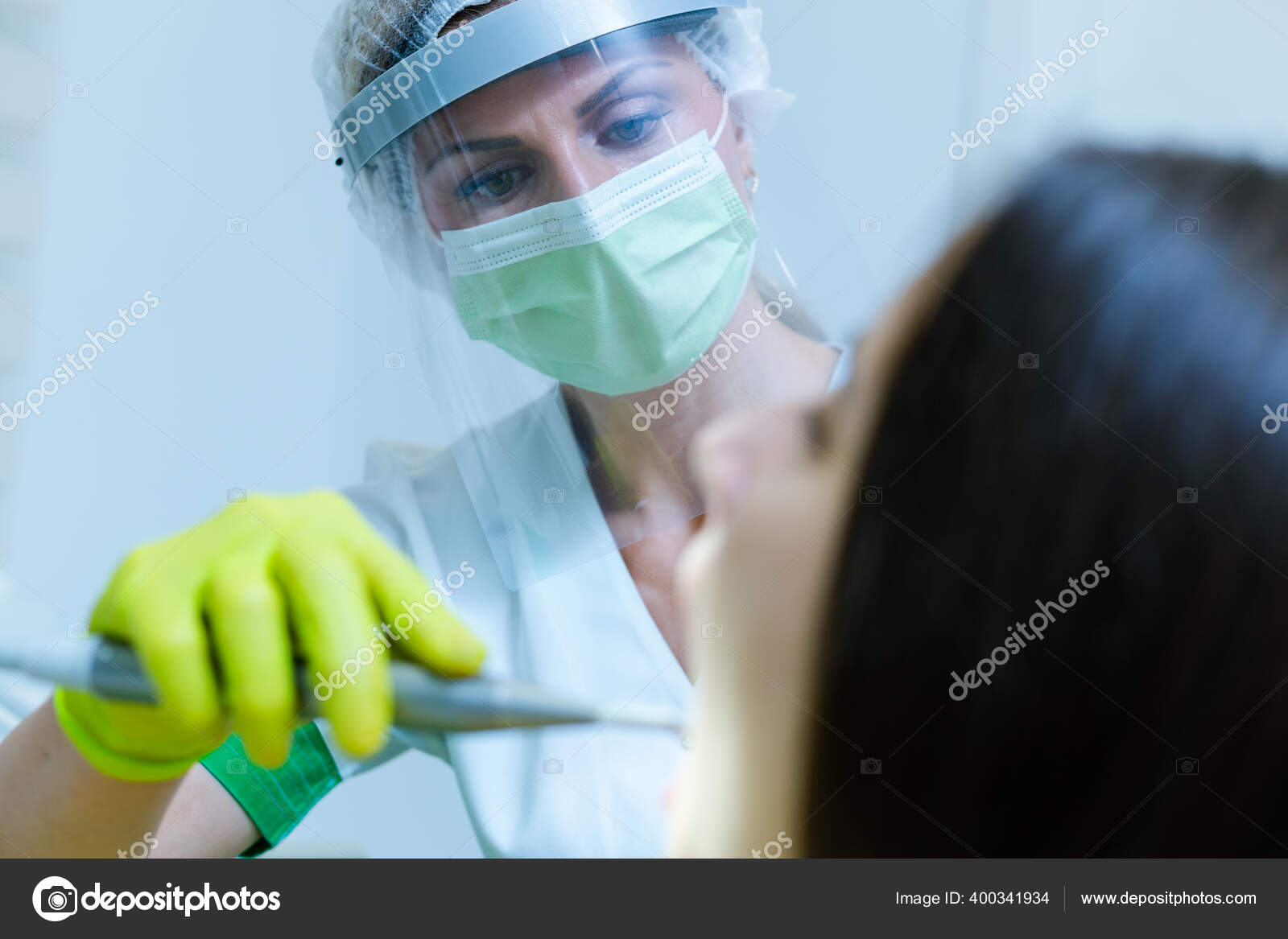 Female Dentist Face Mask Visor Coronavirus Safety Precaution Checkup ...