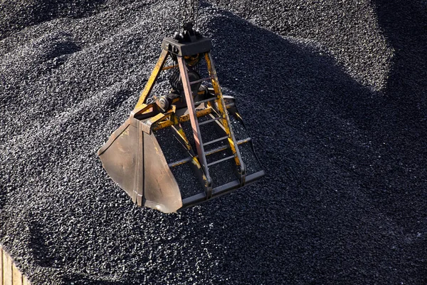 Coal loading excavator Stock Photos, Royalty Free Coal loading ...