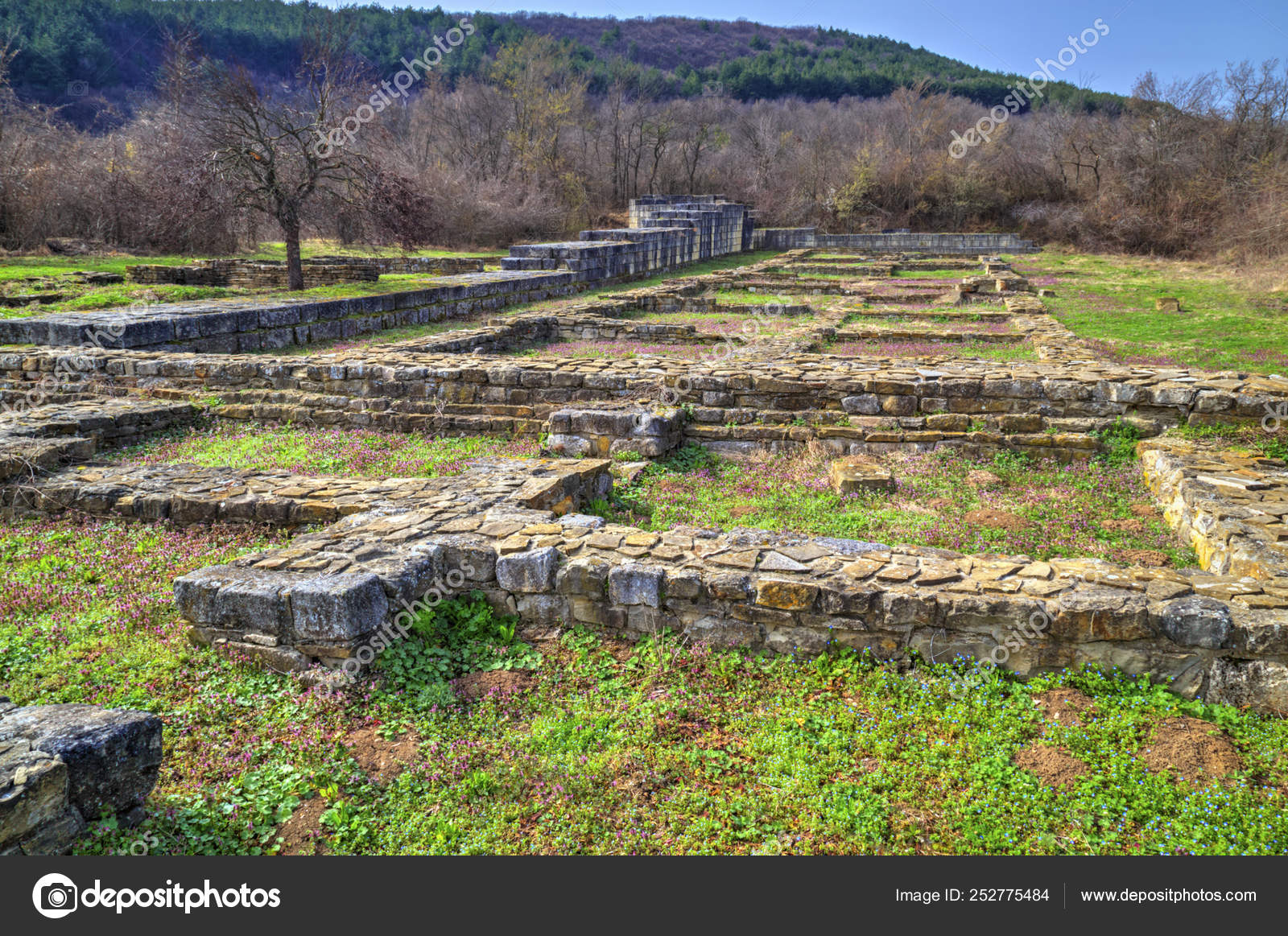 Solid Stone Wall Ruins Ancient Fortress — Stock Photo © phadventureBG ...