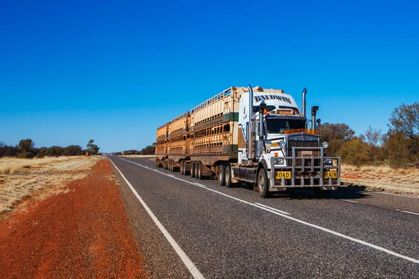 Roadtrain Stock Photos, Royalty Free Roadtrain Images | Depositphotos