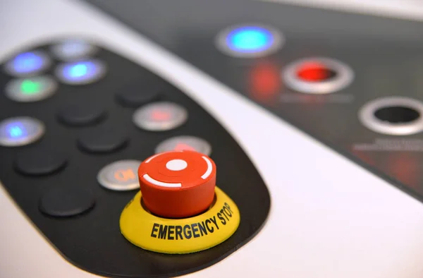 911 emergency button fotos de stock, imágenes de 911 emergency button ...