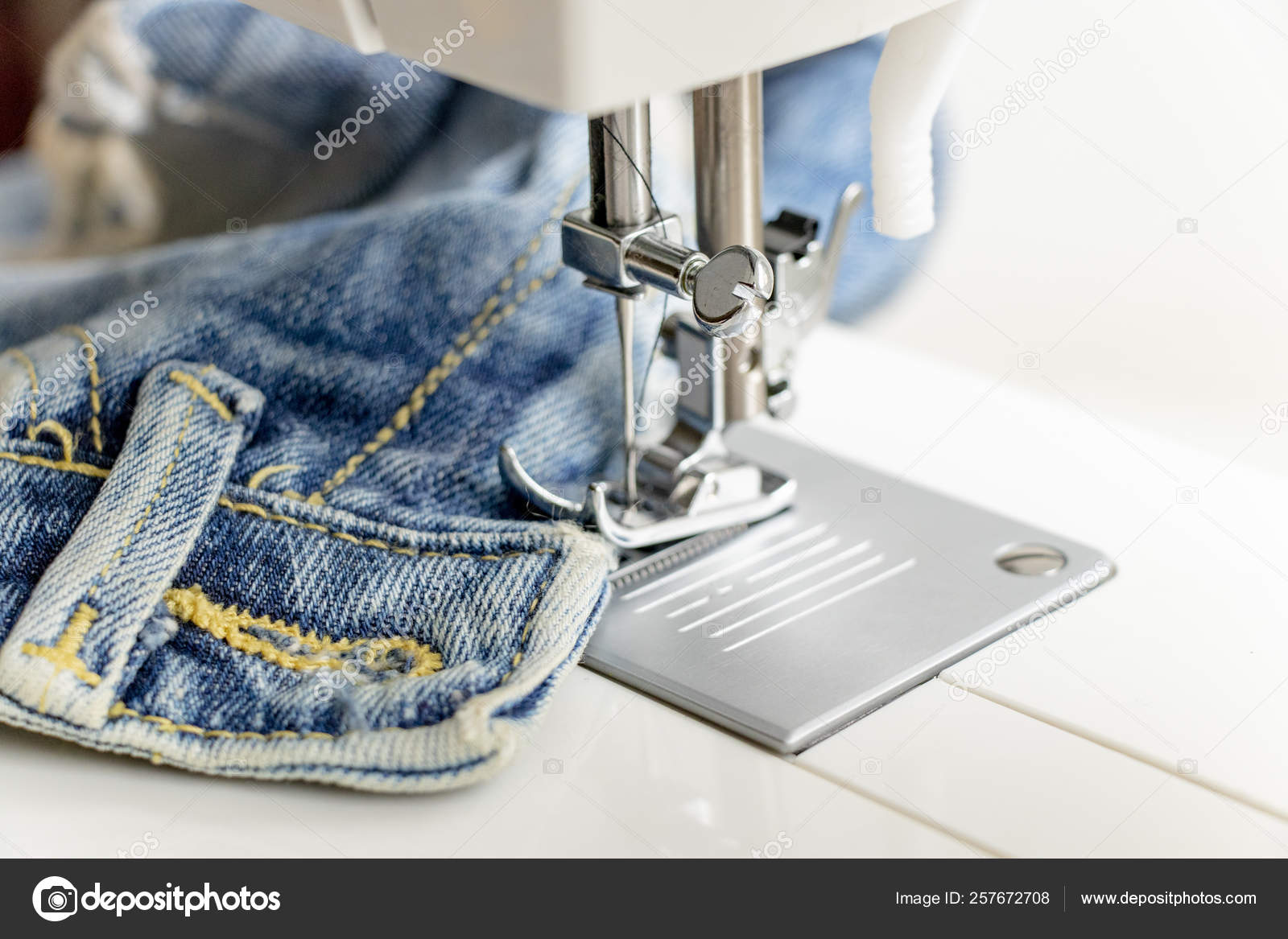 Sewing Machine Work — Stock Photo © vikabest88@gmail.com #257672708