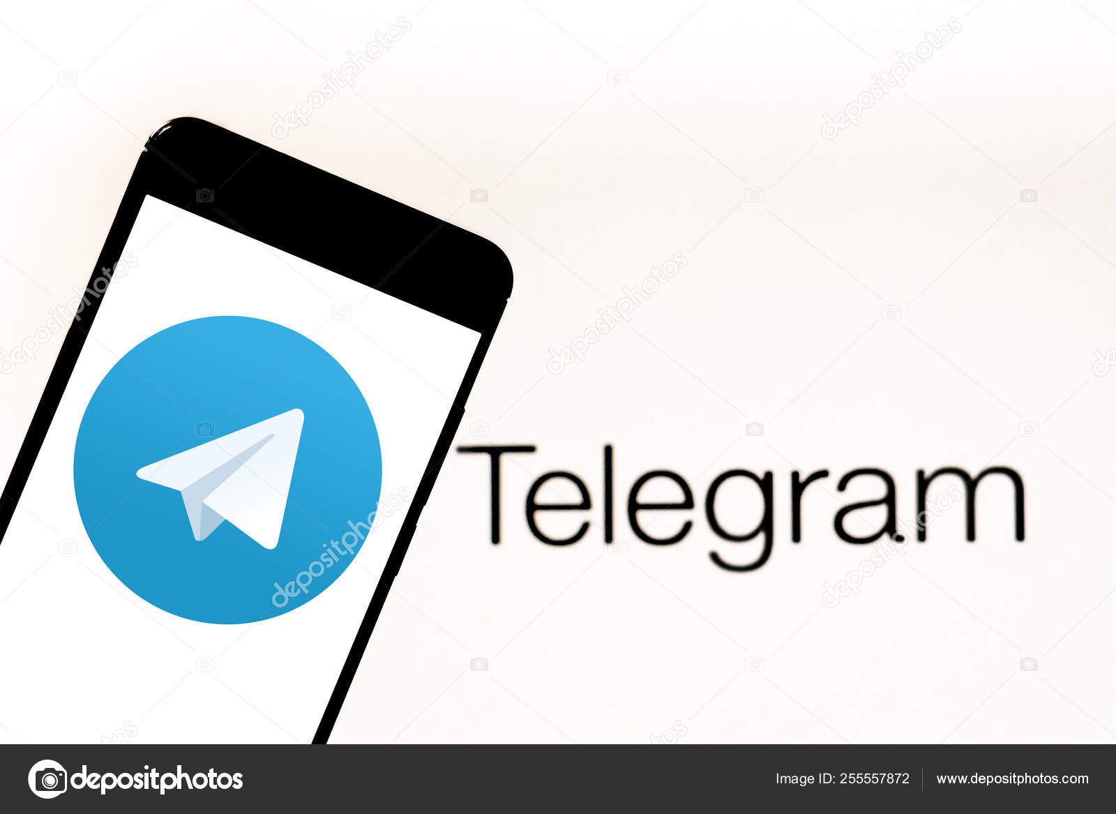 Instant Messaging Program Logo