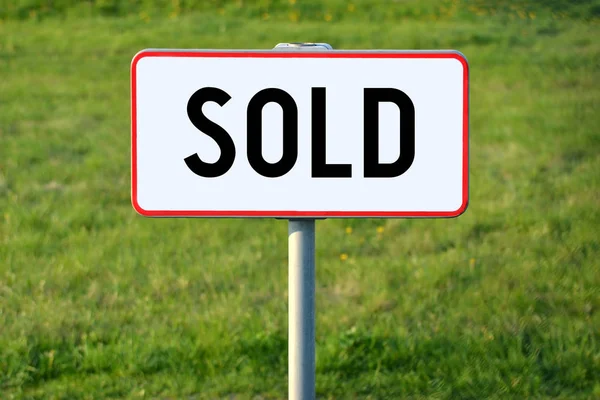 Sold sign Stock Photos, Royalty Free Sold sign Images | Depositphotos