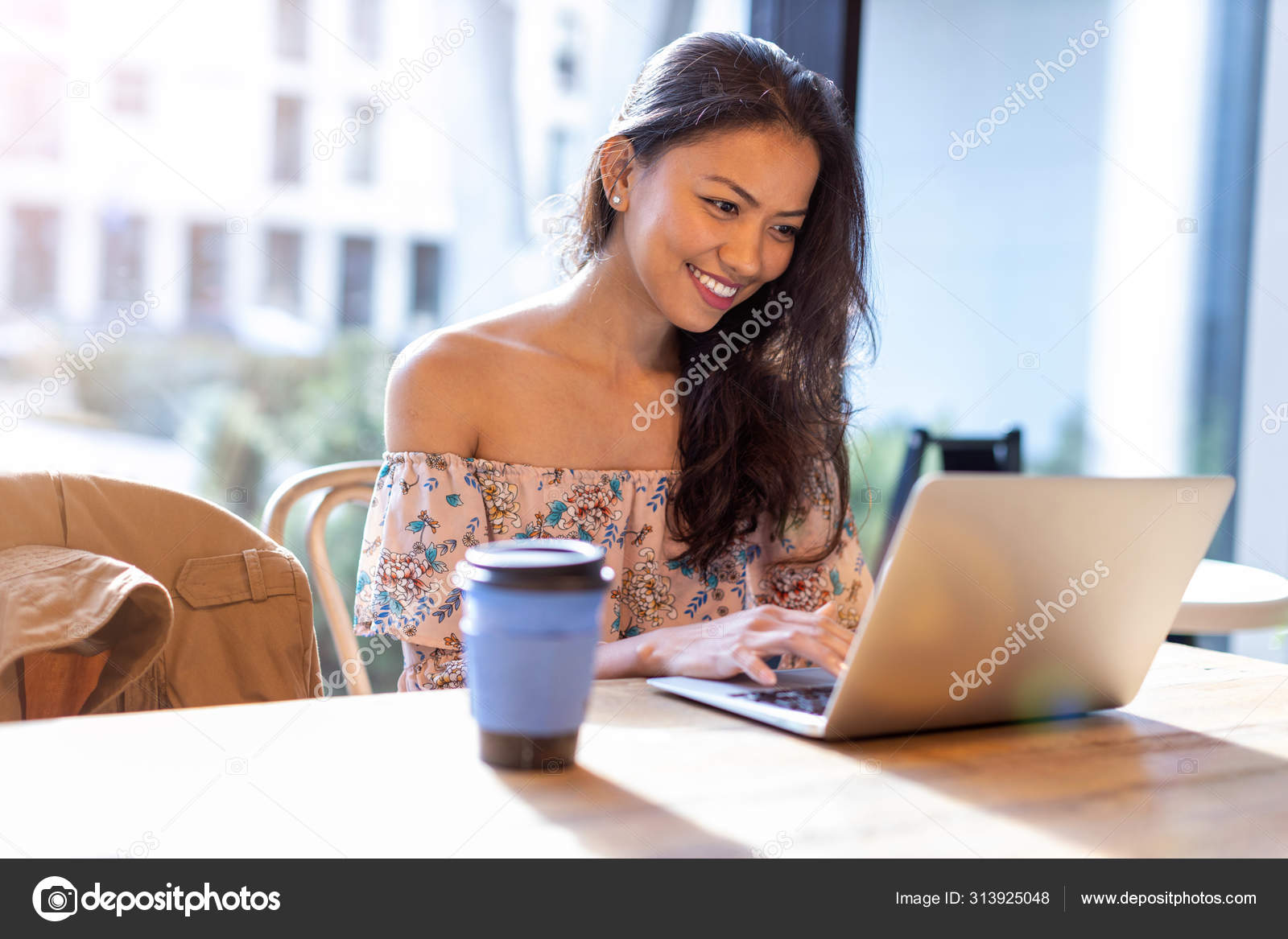 Beautiful Filipino Woman Using Laptop Cafe Stock Photo by ©pikselstock ...