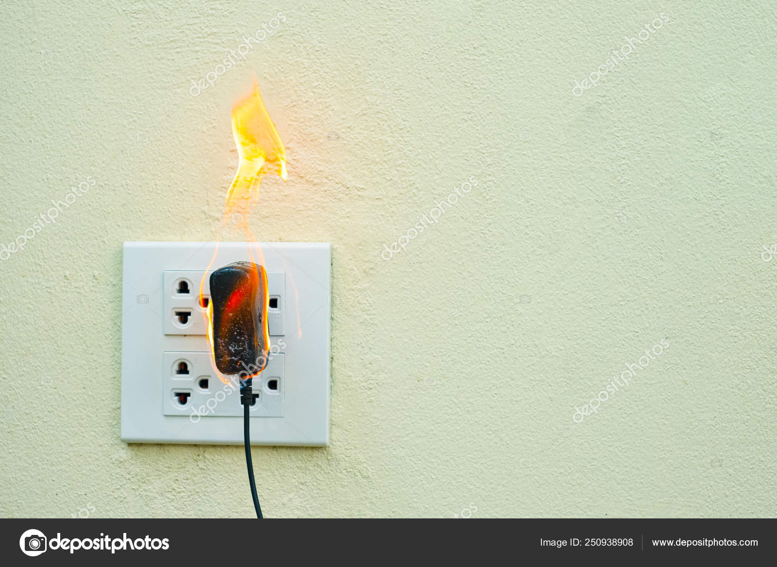 Fire Electric Wire Plug Receptacle Adapter Partition Electric Short ...