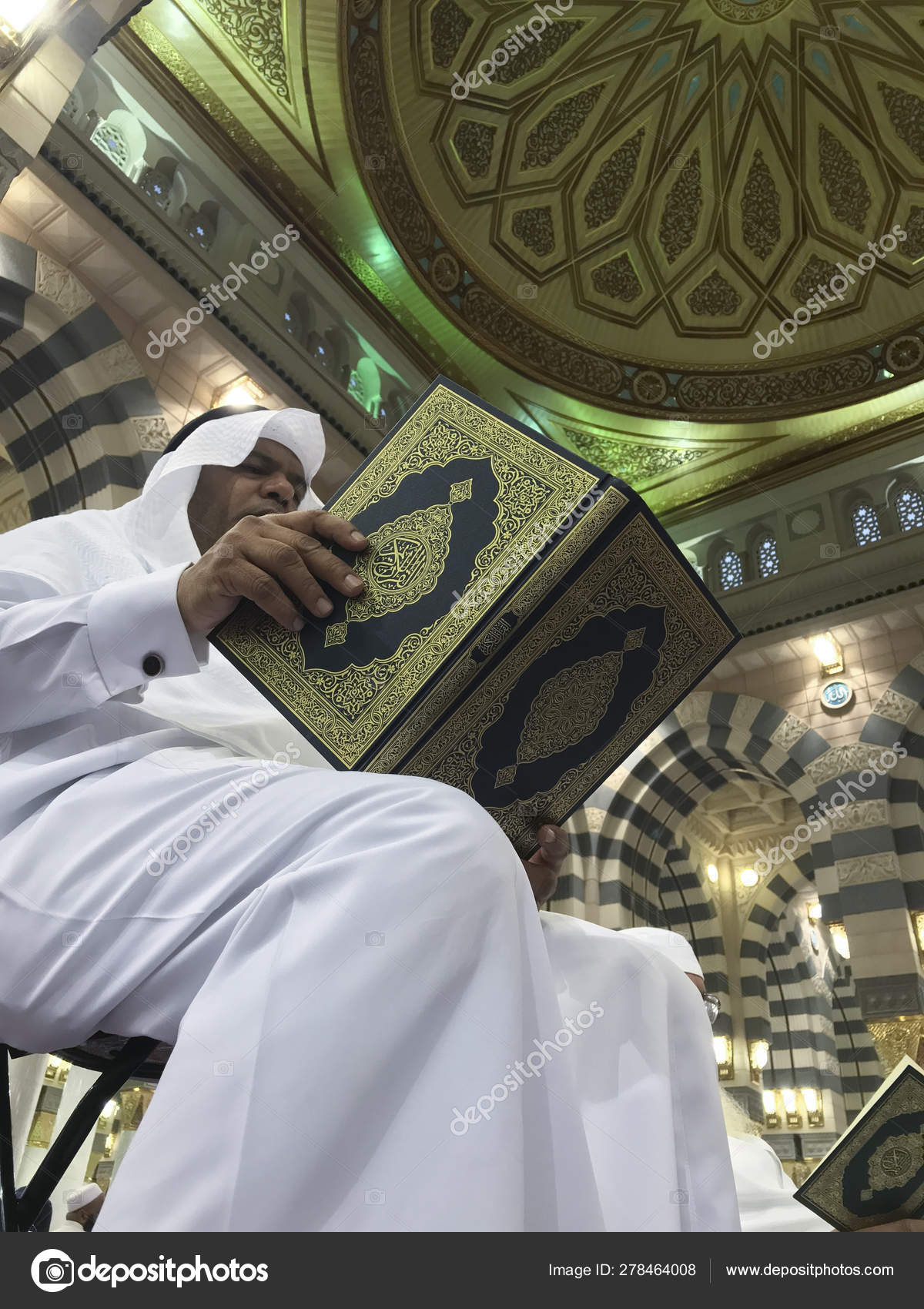 Masjid Nabawi Dome Man