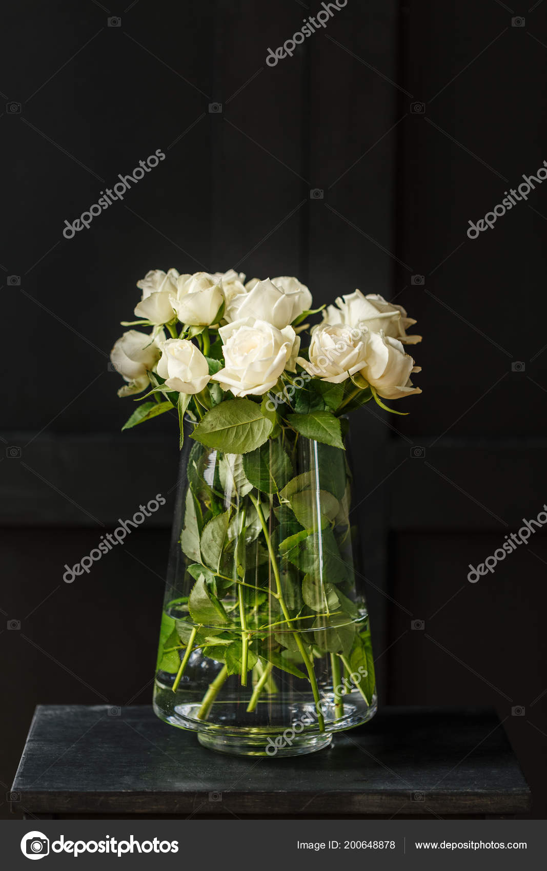 White Roses Glass Vase Black Background Stock Photo by ©photographee.eu ...