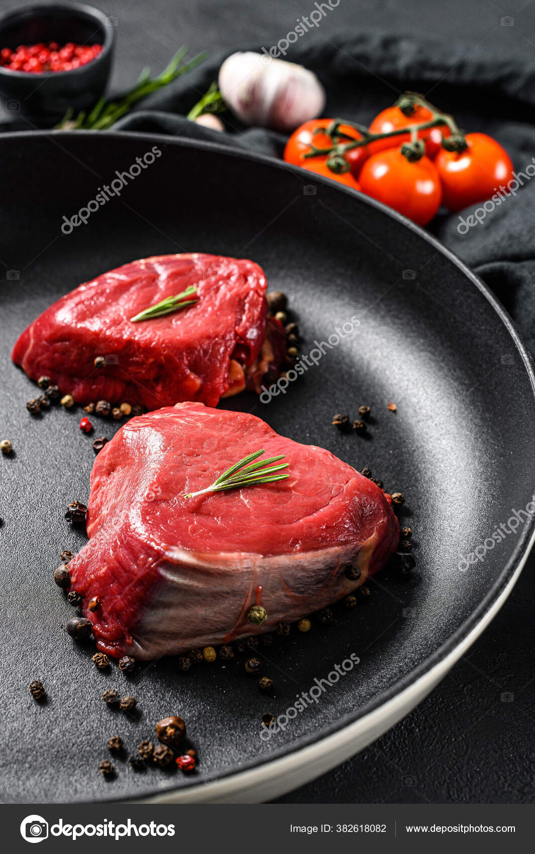 Raw Filet Mignon Steak Frying Pan Beef Tenderloin Black Background ...