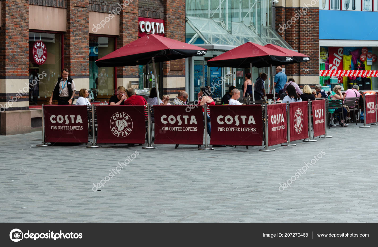 Liverpool Reino Unido Agosto 2018 Las Cafeterías Costa Son Una — Foto ...