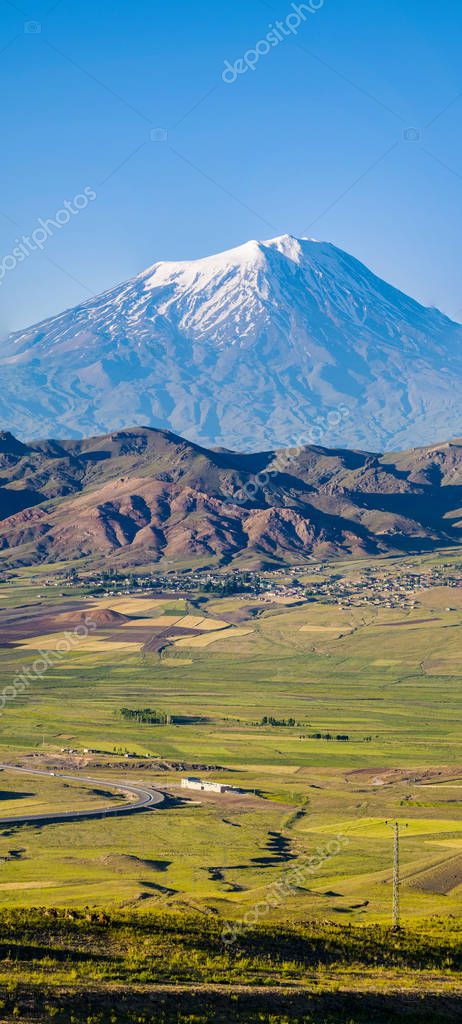 Turquía, Medio Oriente: vista impresionante del Monte Ararat, Agri Dagi ...