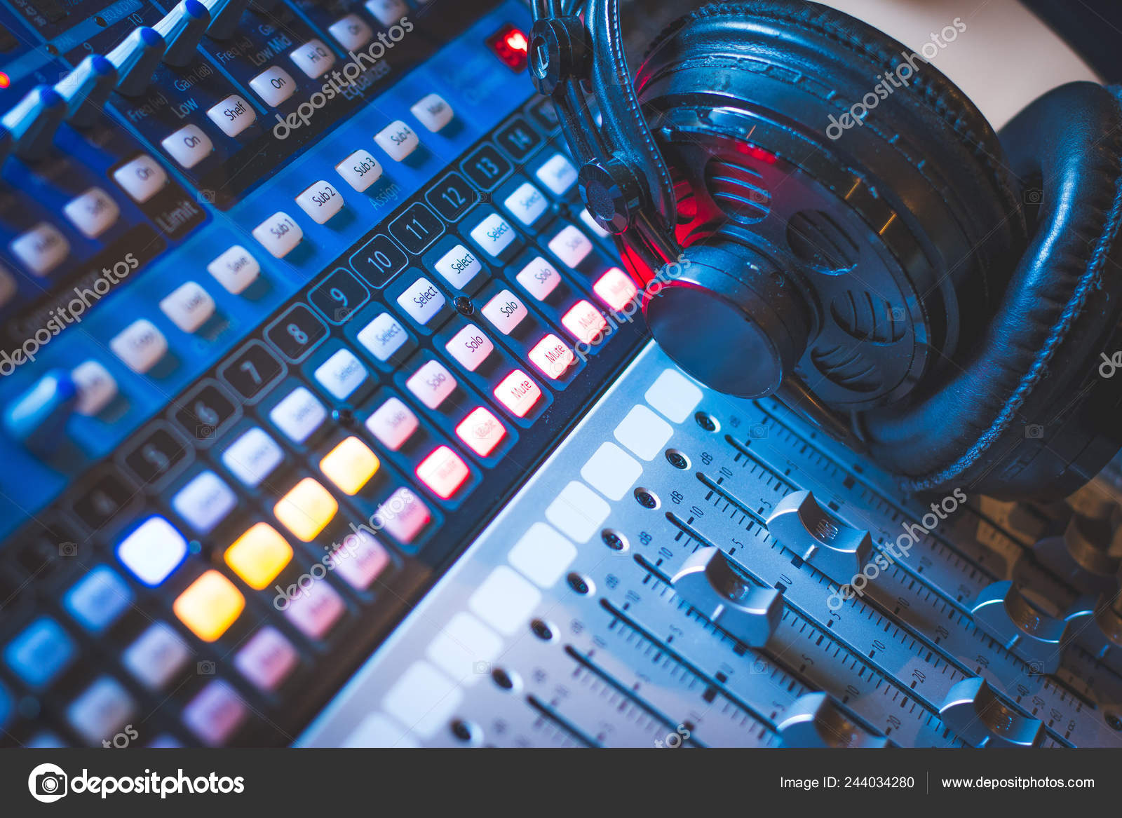 Professional Sound Recording Studio Headphones Mixer Desk Radio — Stock ...