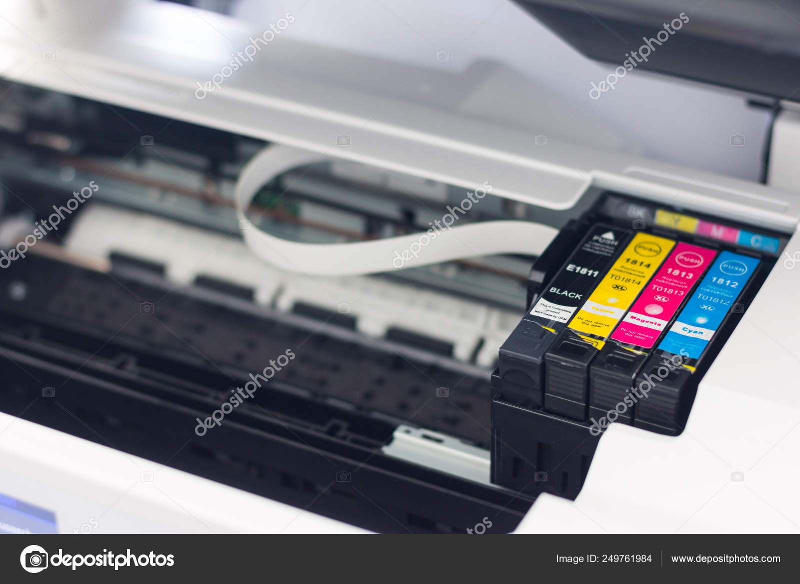 Refilling third party printer cartridges, inkjet. — Stock Photo ...