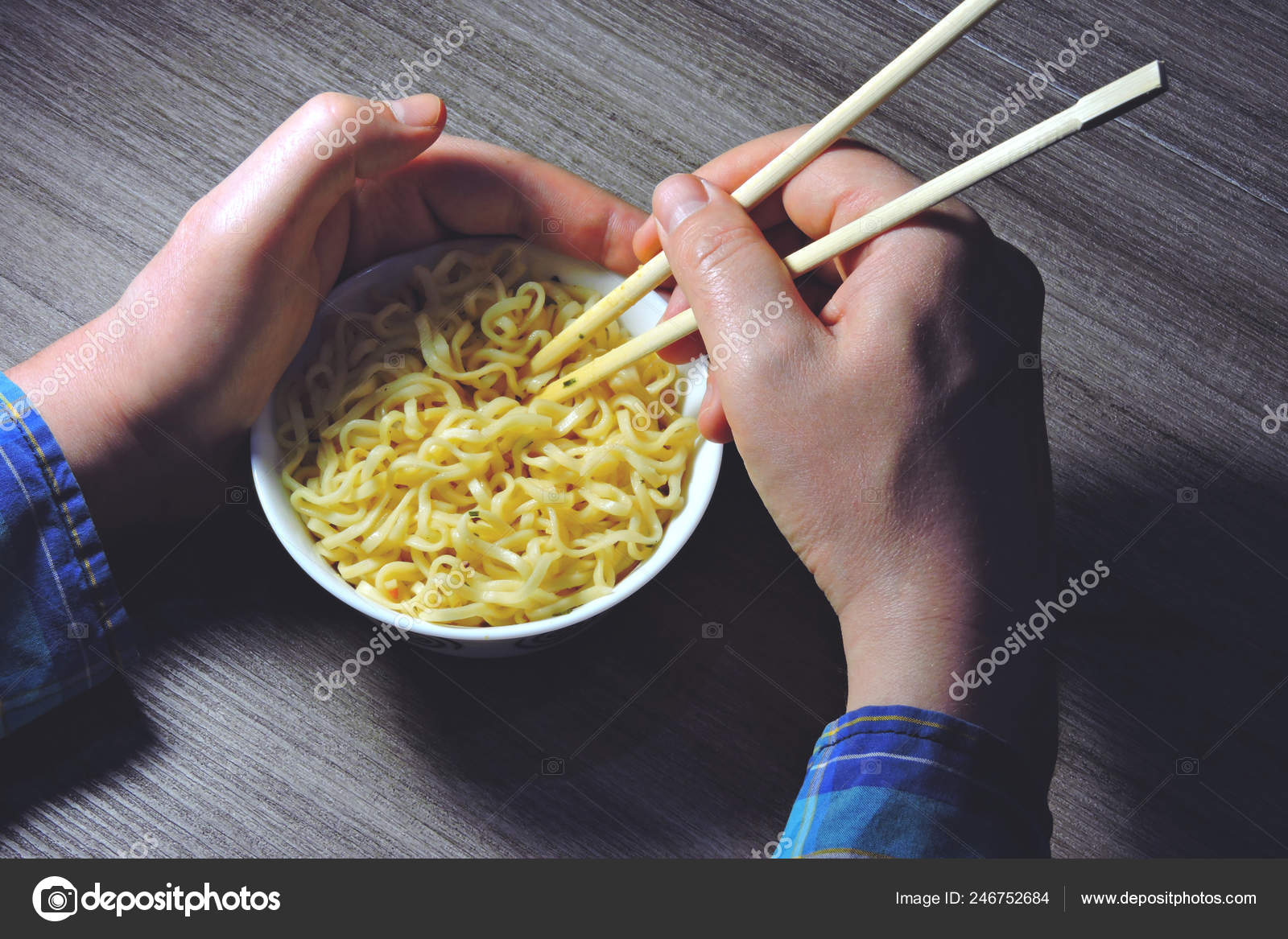 Men's Hands Hold Noodles Chopsticks Chinese Noodles Sticks Hands ...