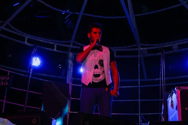 Shot on stage images libres de droit, photos de Shot on stage ...