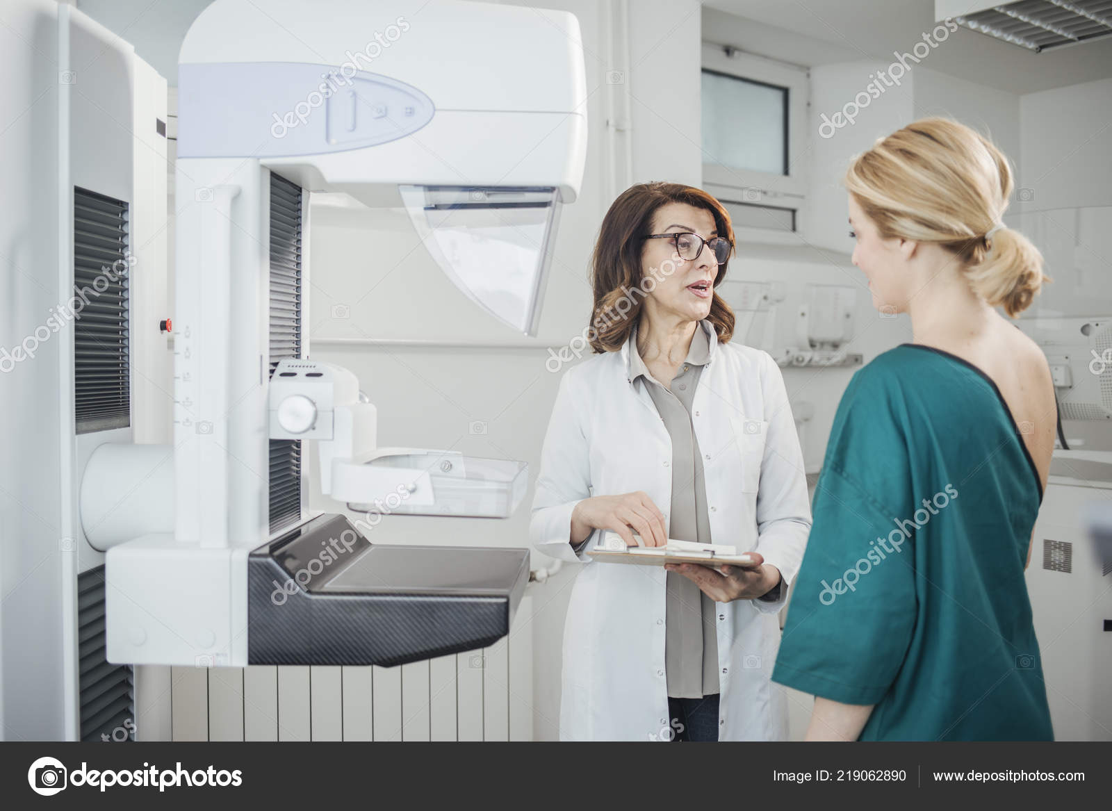 Woman Oncologist Talking Her Patient Mammography Examination Stock ...