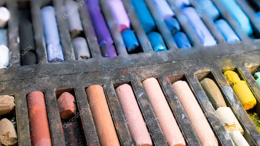 Lápices de colores pastel. Materiales para dibujo y creatividad ...